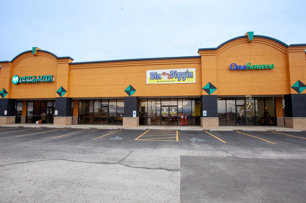 Bin Diggin - The Bin Diggin - Bin/Discount Liquidation Store ...